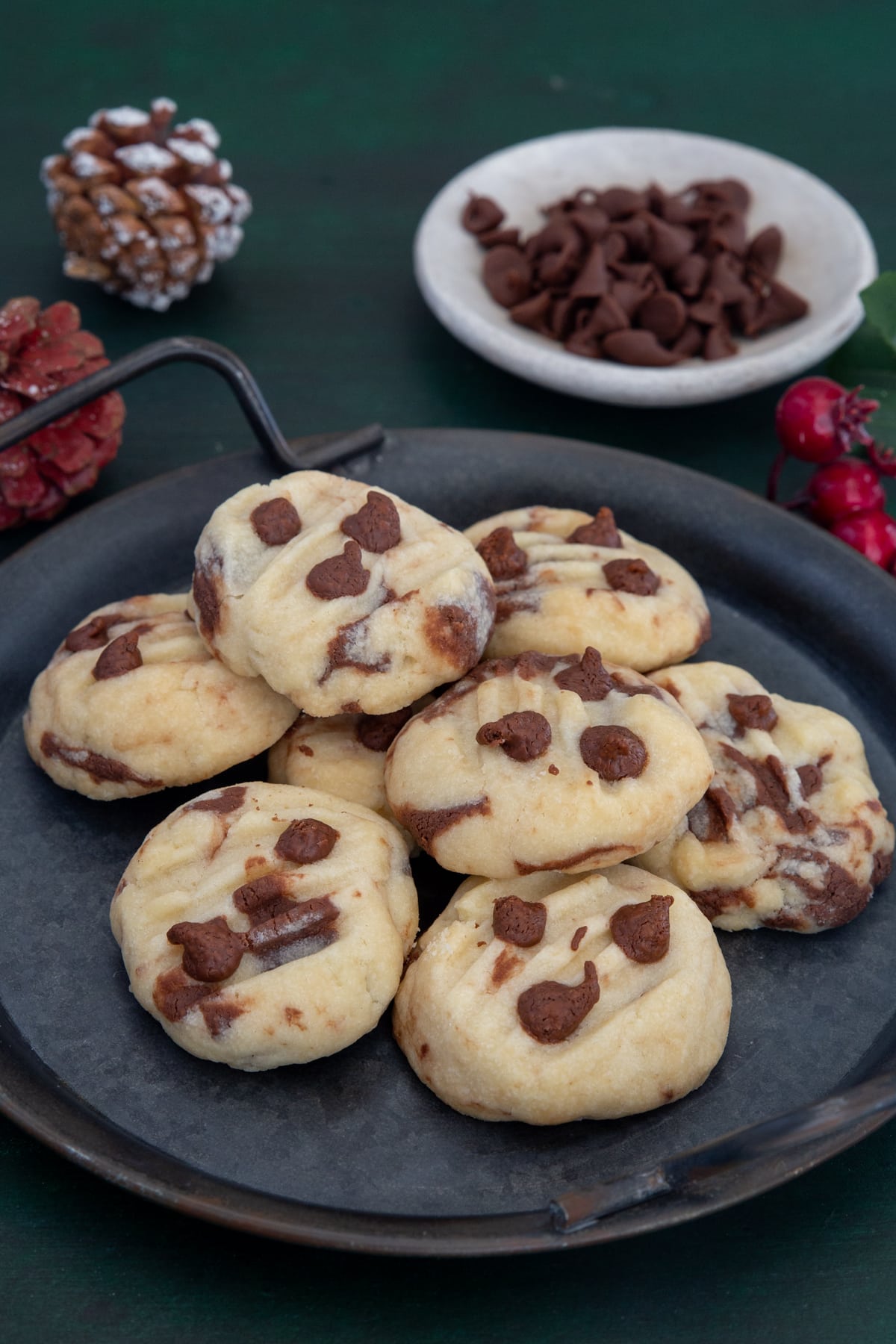 Nutella Chip Shortbread Cookies - An Italian in my Kitchen