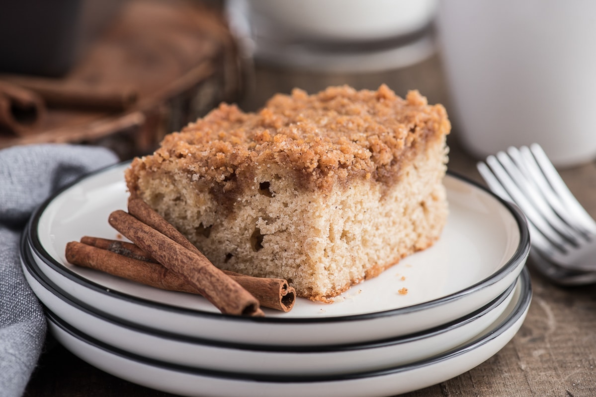 Streusel Cinnamon Coffee Cake Recipe - An Italian in my Kitchen