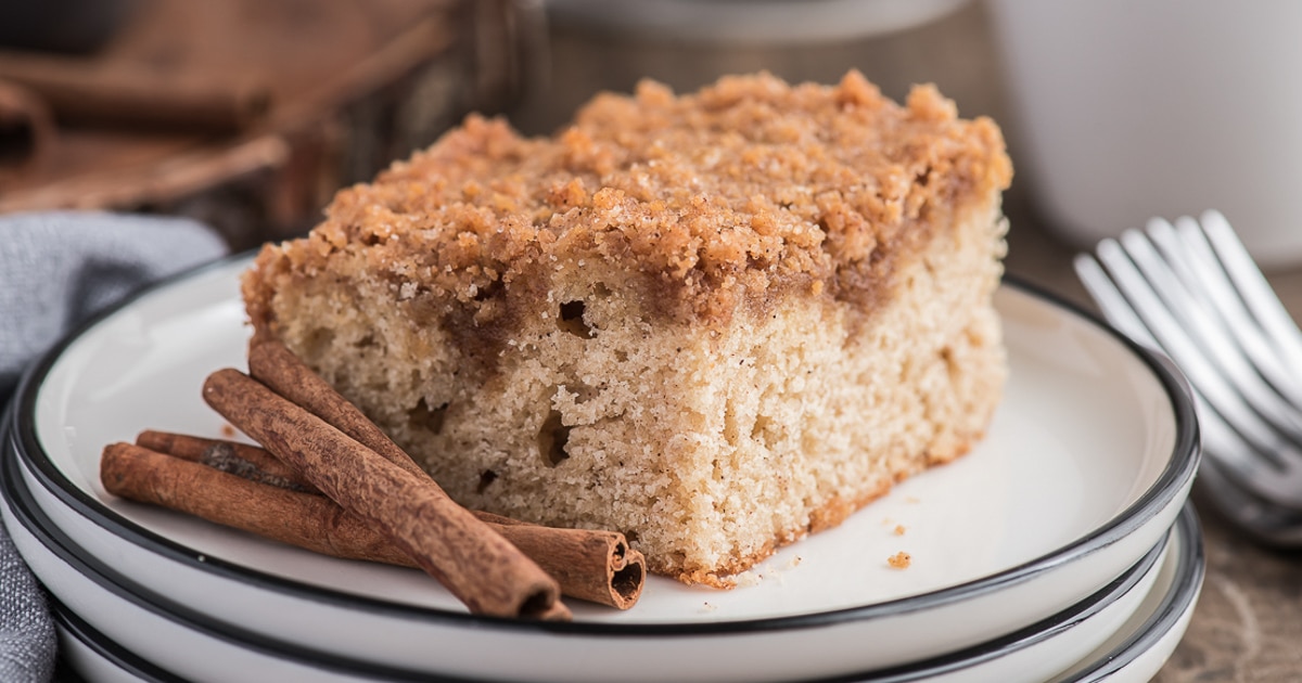 Streusel Cinnamon Coffee Cake Recipe - An Italian in my Kitchen