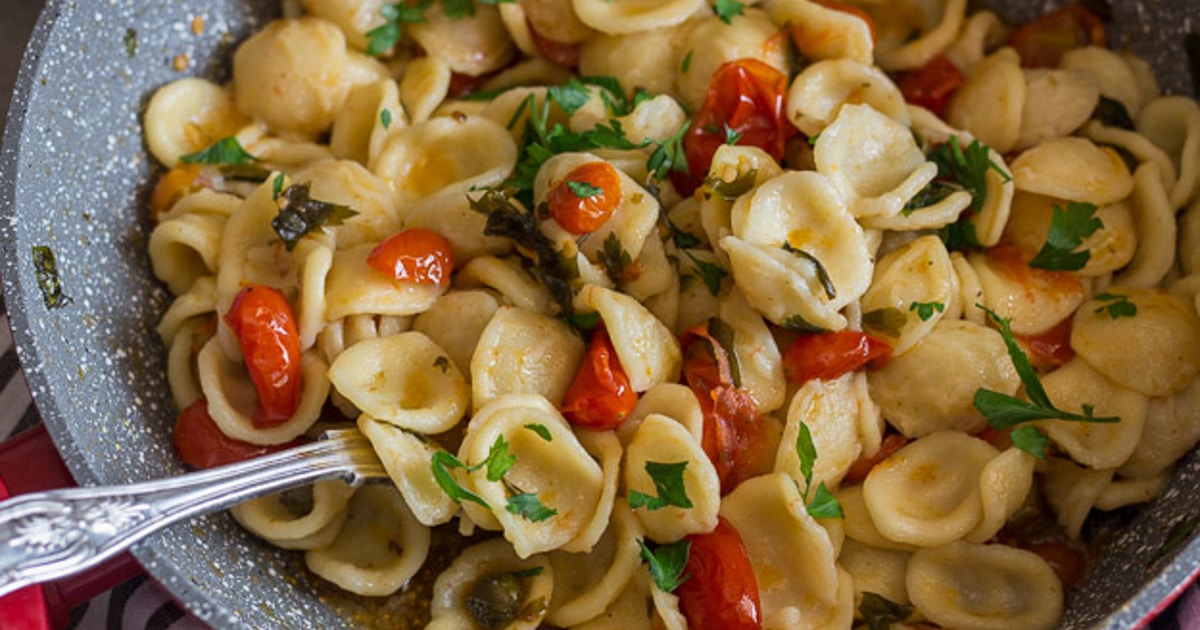 Fresh Grape Tomato Pasta Recipe - An Italian in my Kitchen