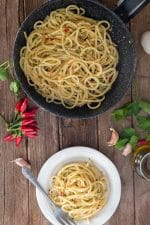 Authentic Spaghetti Aglio e Olio - An Italian in my Kitchen