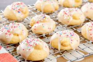 Italian Easter Cookies / Uncinetti Recipe - An Italian in my Kitchen