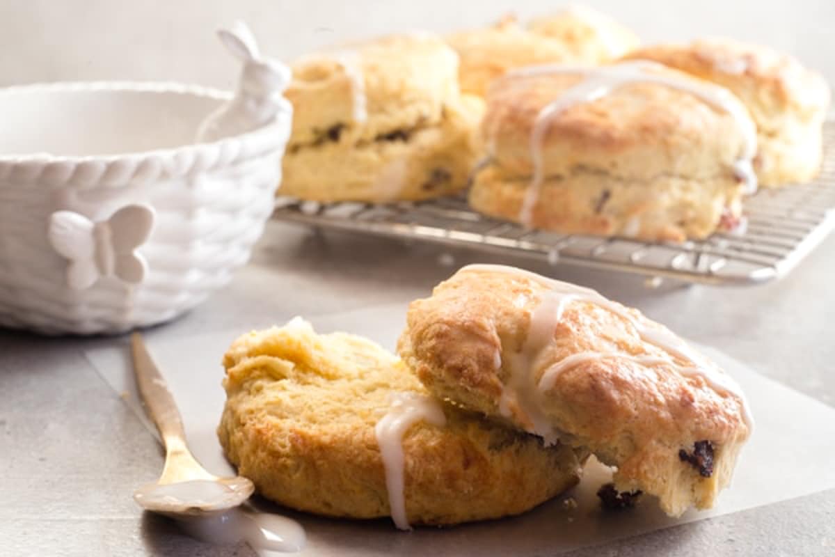 Easy Homemade Hot Cross Scones Recipe - An Italian in my Kitchen