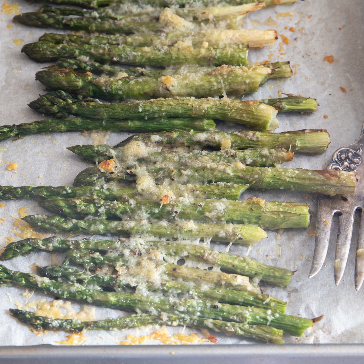 Parmesan Roasted Asparagus Recipe - An Italian in my Kitchen