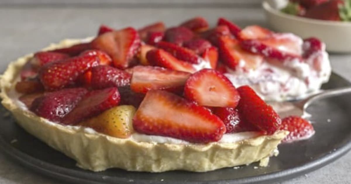 Fresh Strawberry Pie Recipe - An Italian in my Kitchen