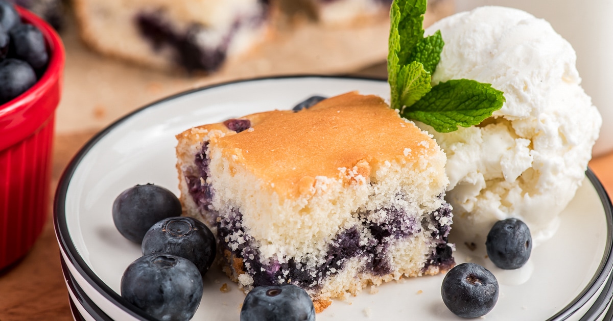 Easy Blueberry Bars Recipe - An Italian in my Kitchen