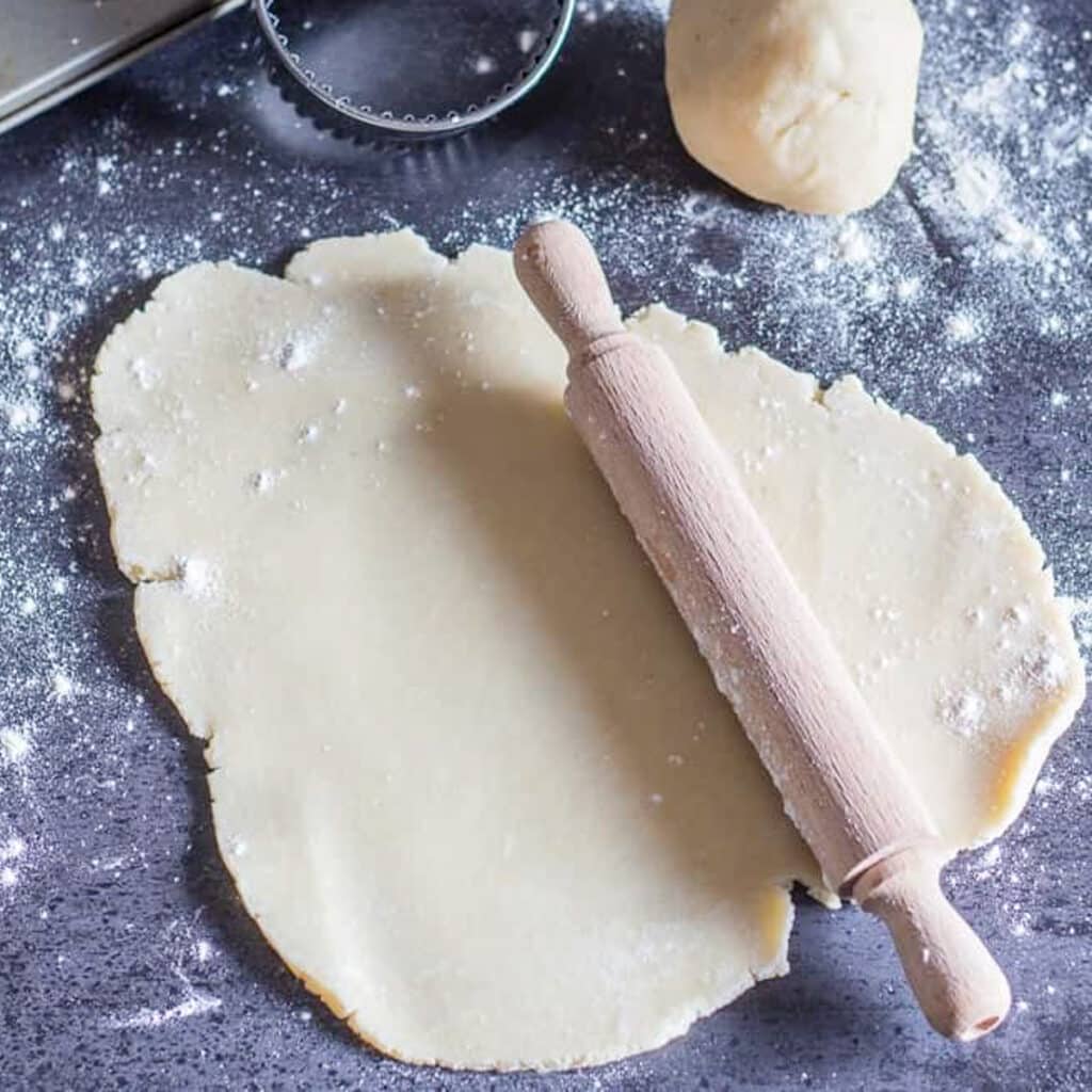 Easy Homemade Pie Dough Recipe - An Italian in my Kitchen