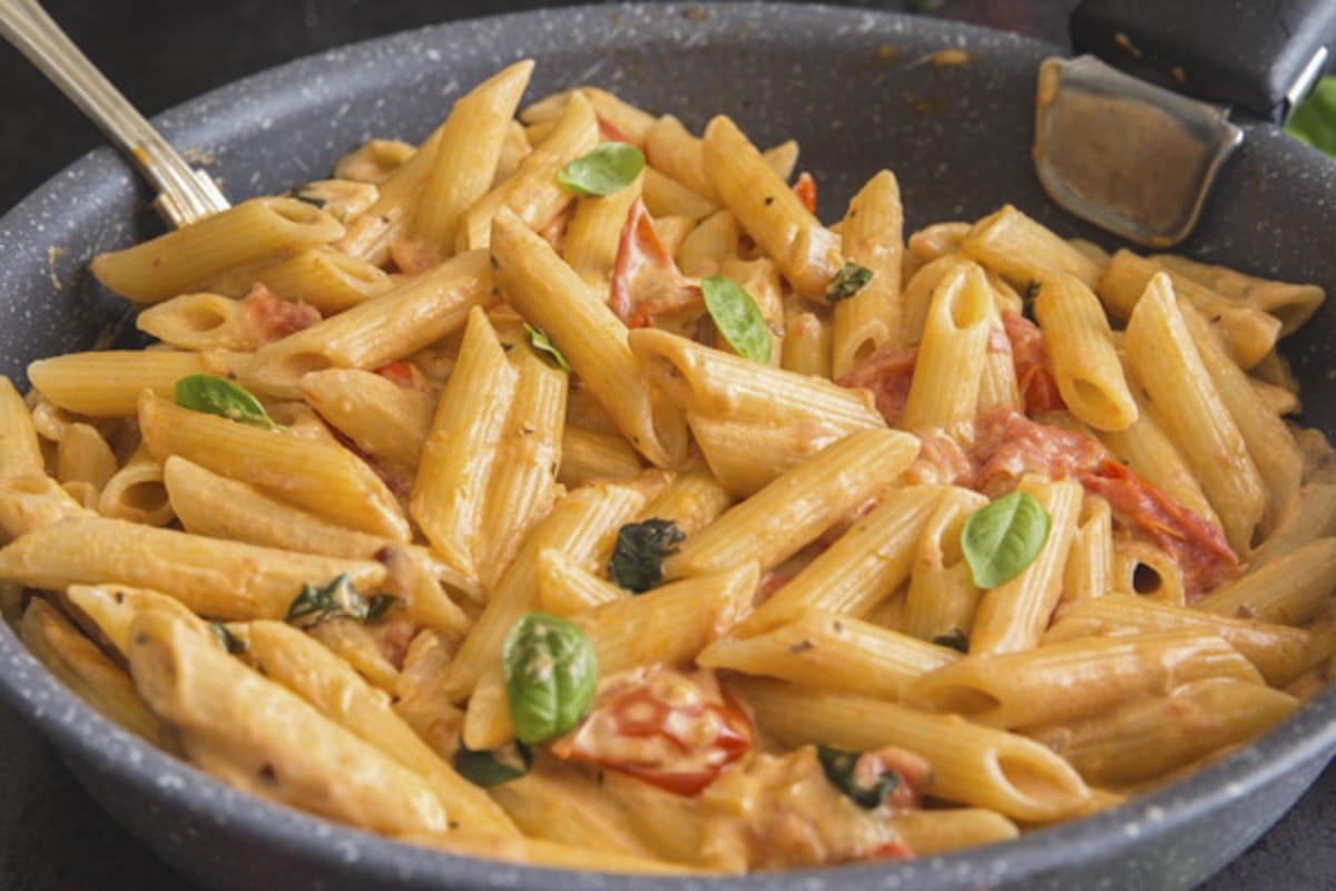 Creamy Tomato Pasta Recipe - An Italian in my Kitchen
