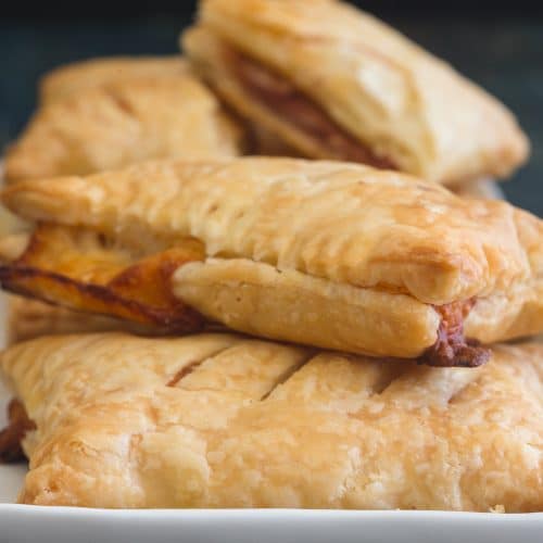 Italian Savory Stuffed Puff Pastry Pockets - Saccottini Recipe - An ...