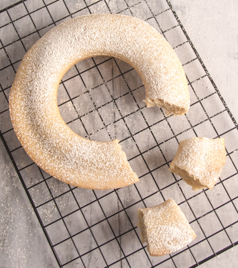 Easy Italian Water Cake Recipe - An Italian in my Kitchen