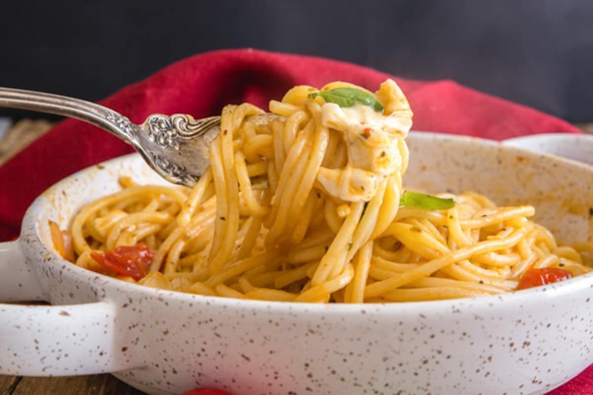 Hot Caprese Pasta Recipe - An Italian in my Kitchen
