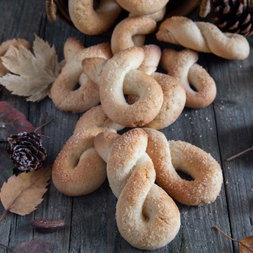 Italian Torcetti Cookies/Biscotti Recipe - An Italian in my Kitchen