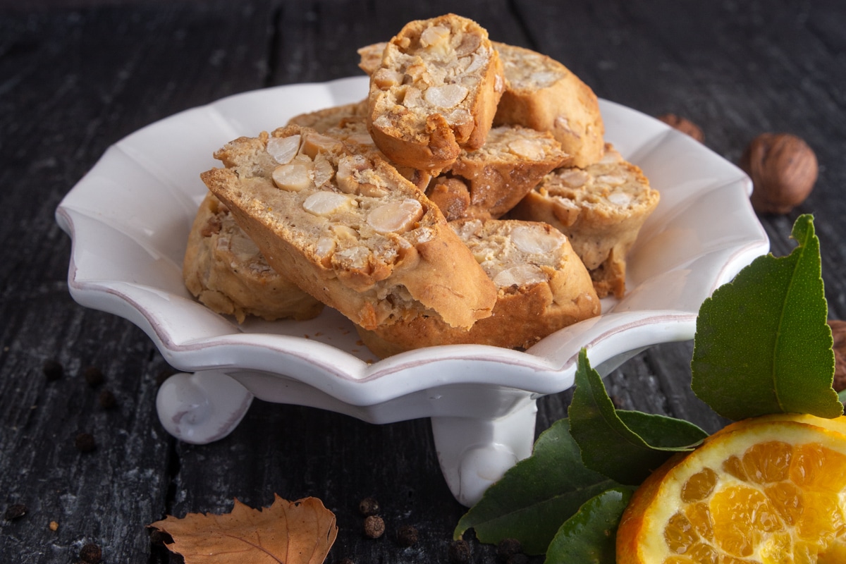 Pepatelli - Italian Christmas Cantucci Recipe - An Italian in my Kitchen
