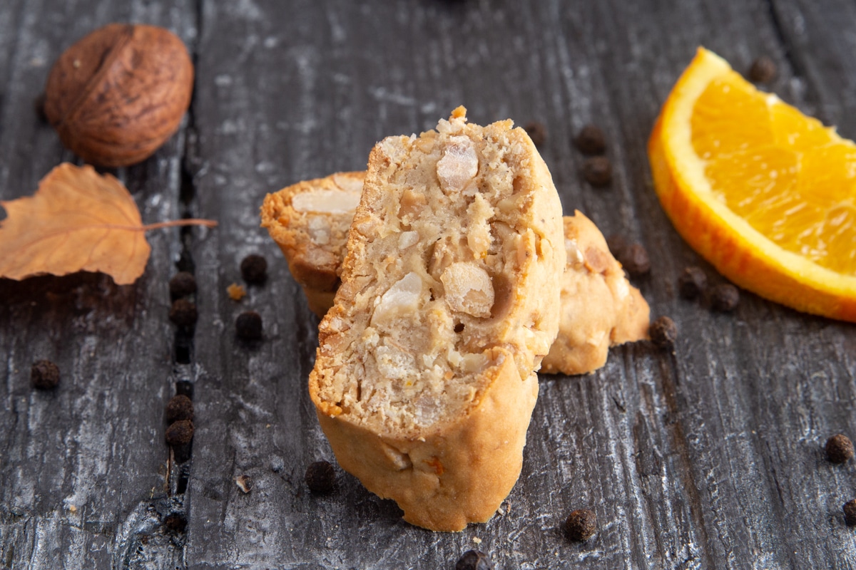 Pepatelli - Italian Christmas Cantucci Recipe - An Italian in my Kitchen