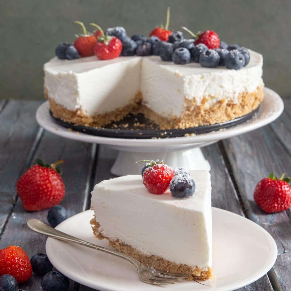 No-Bake Berry Greek Yogurt Pie Recipe - An Italian in my Kitchen