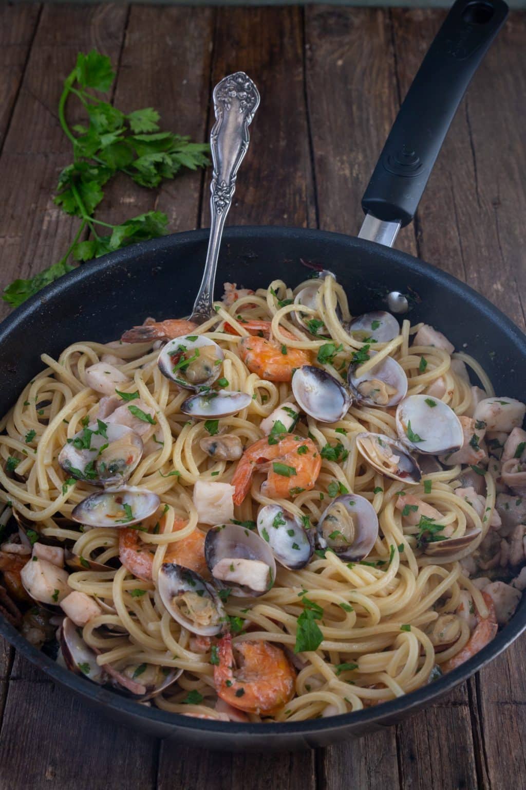 Classic Seafood Pasta Recipe - An Italian in my Kitchen