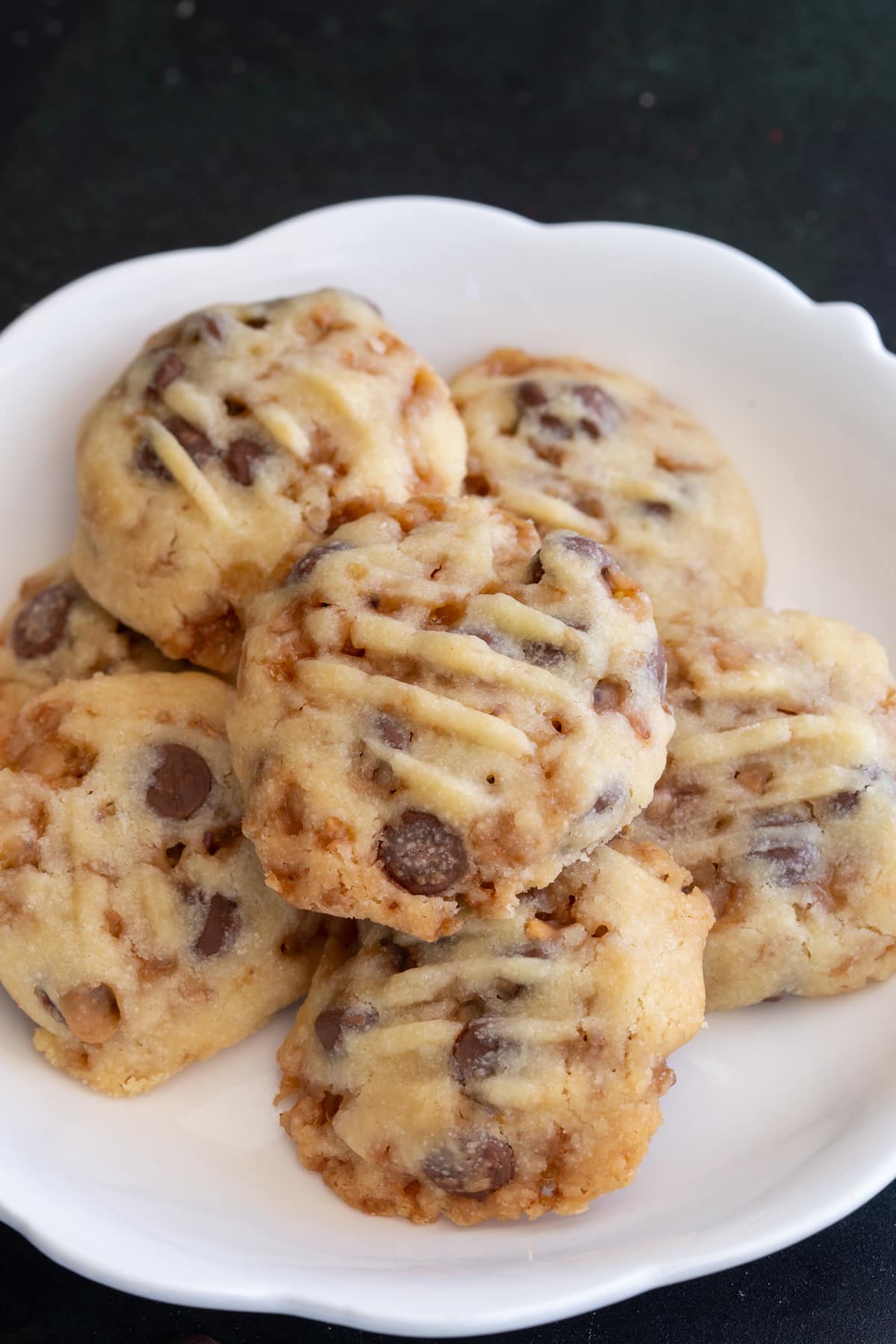 Chocolate Toffee Shortbread Cookies Recipe - An Italian in my Kitchen