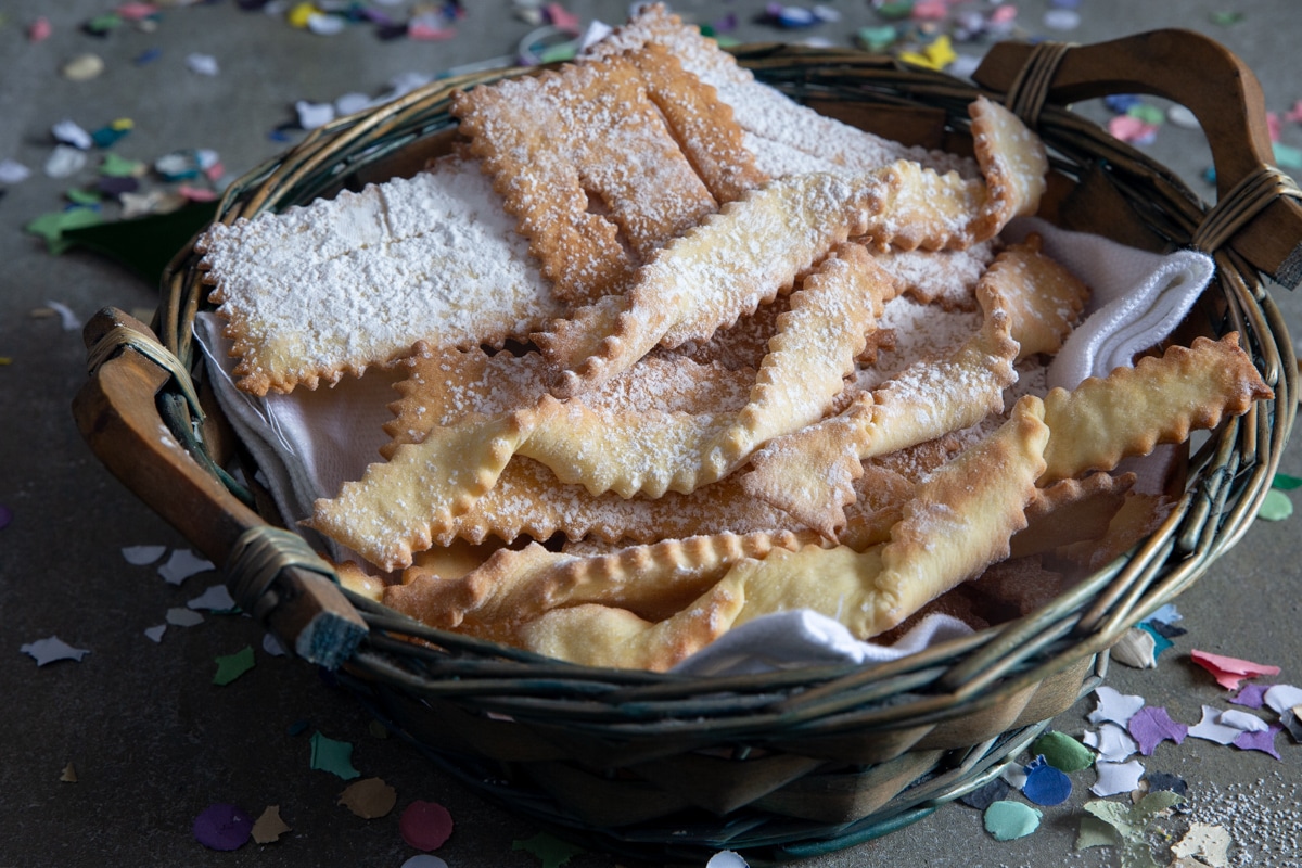 Italian Baked Chiacchiere Recipe - An Italian in my Kitchen