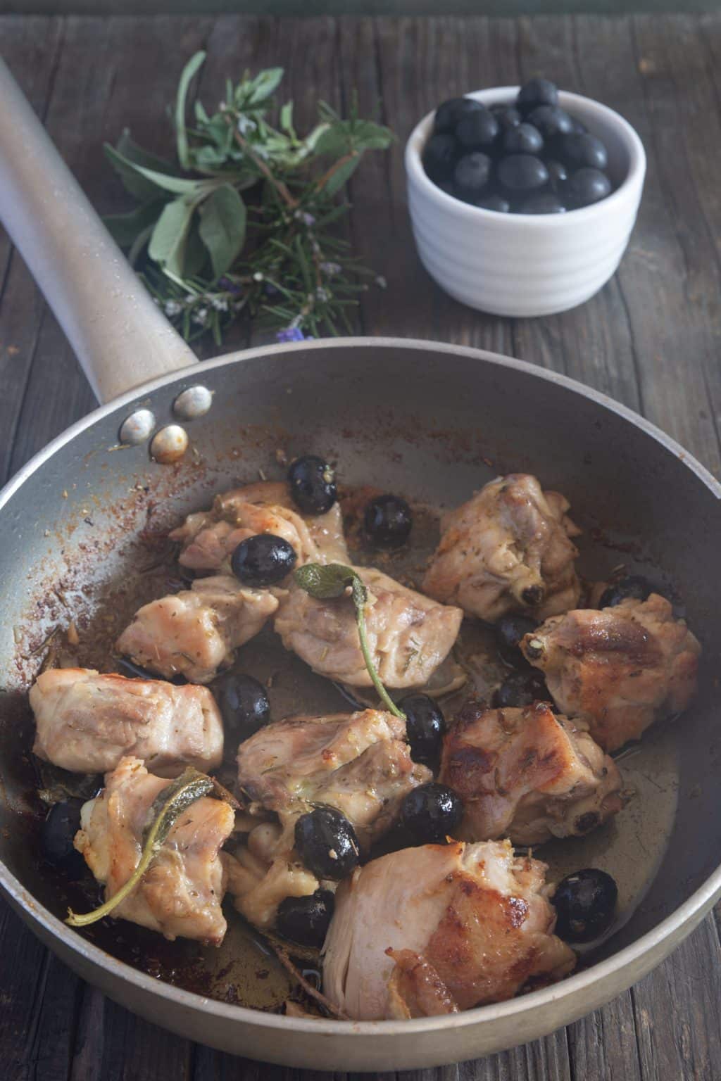 Easy Flavorful Italian Chicken Recipe - An Italian in my Kitchen