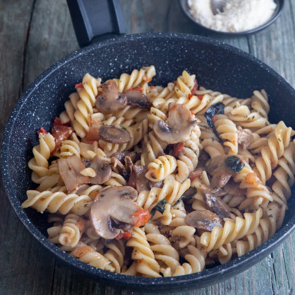 Fresh Tomatoes and Mushroom Fusilli - An Italian in my Kitchen