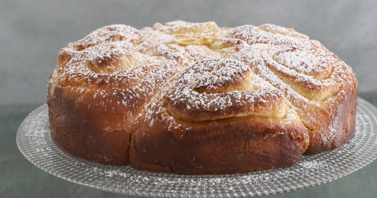 Italian Rose Cake Recipe - An Italian in my Kitchen