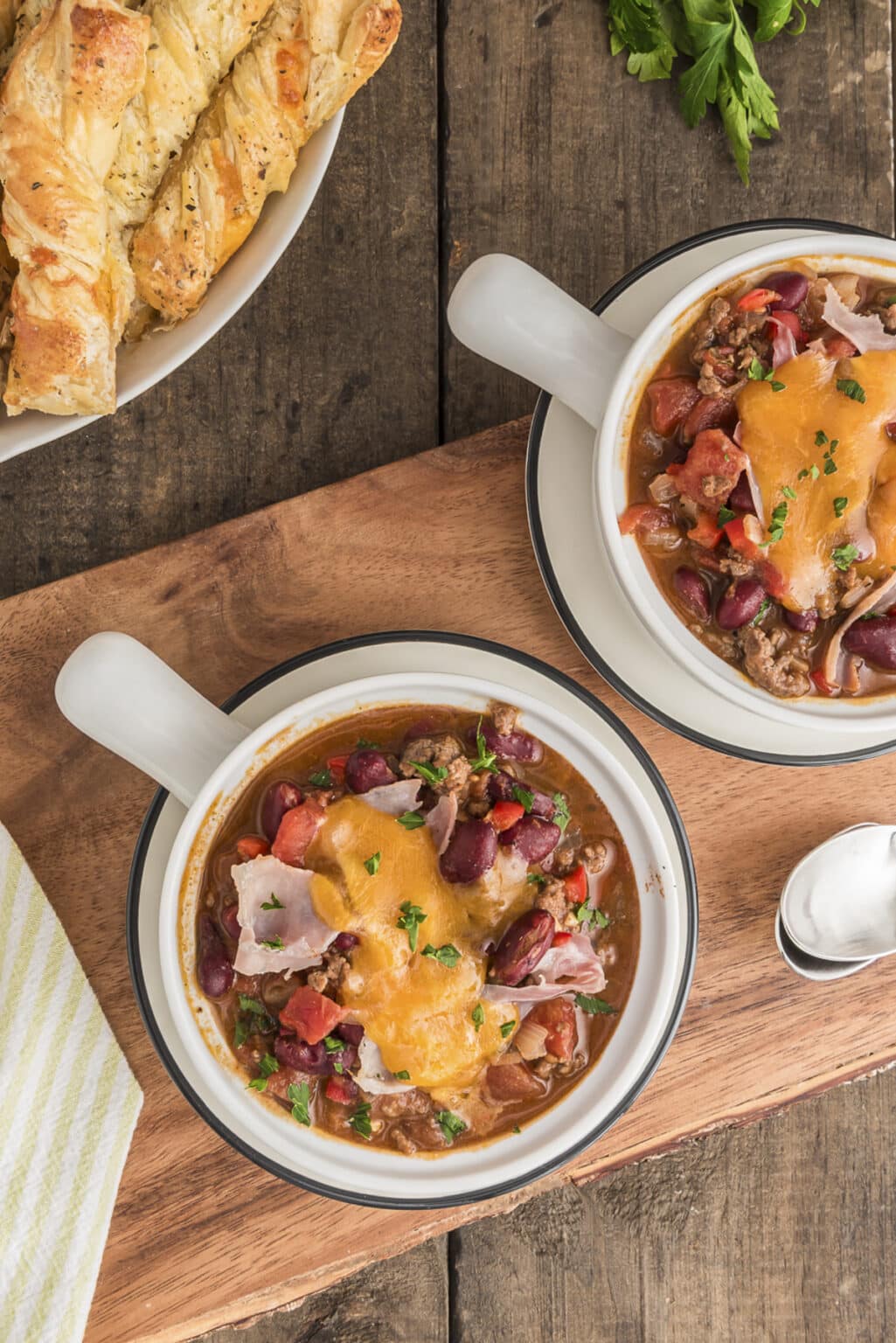 Easy Homemade One Pot Chili Recipe - An Italian in my Kitchen