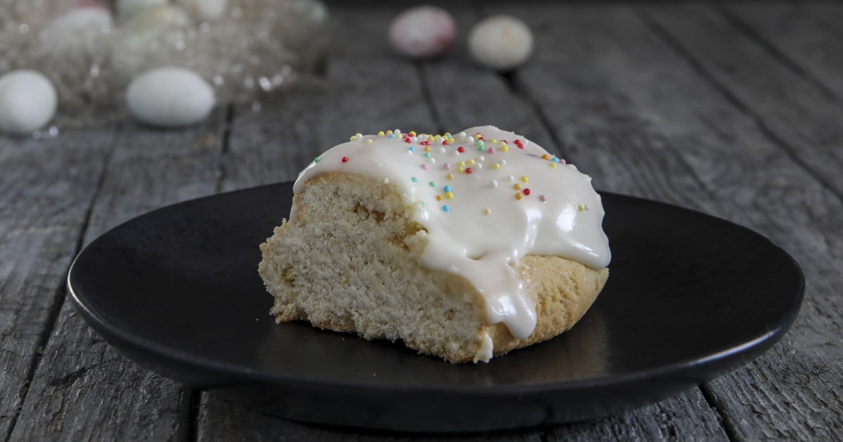 Easter Scarcelle Pugliese Recipe - An Italian in my Kitchen