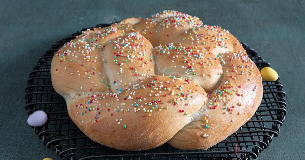 Italian Eggless Easter Bread Recipe - Street Food Spectacle