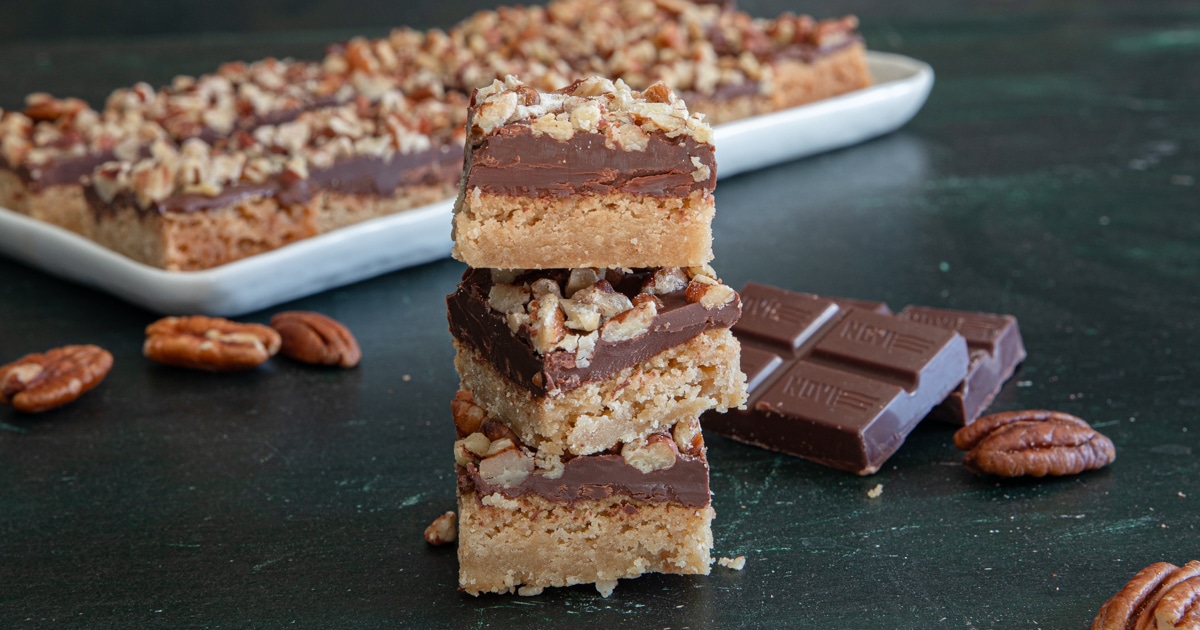 Chocolate Pecan Shortbread Bars Recipe - Street Food Spectacle
