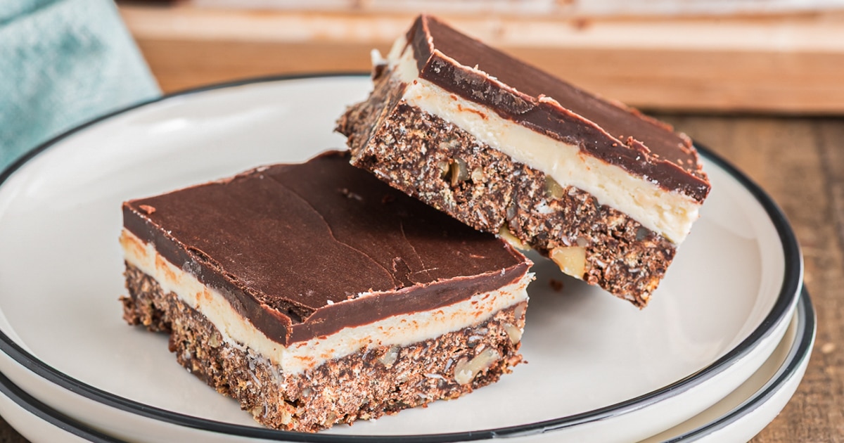 Basic Canadian Nanaimo Bars Recipe - Street Food Spectacle