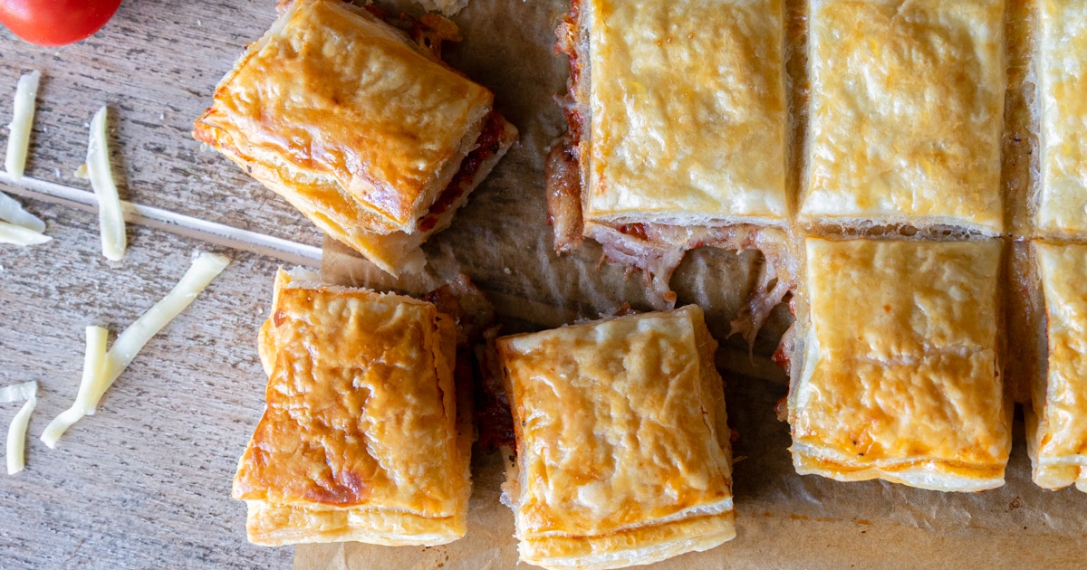 Simple Puff Pastry Appetizer Recipe - Street Food Spectacle