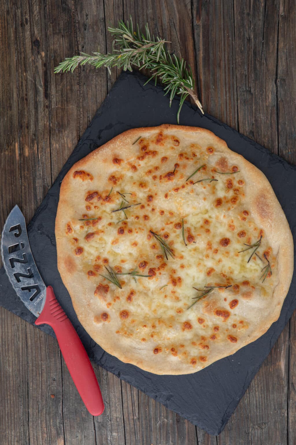 Roman Scrocchiarella Pizza Recipe - An Italian in my Kitchen